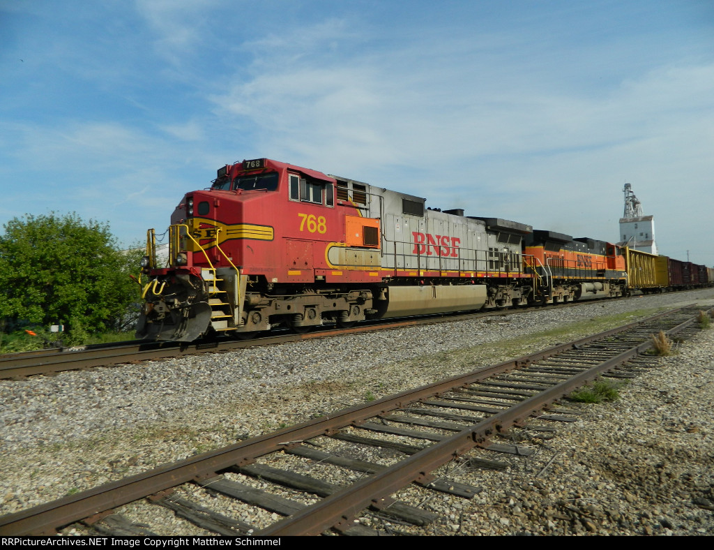 BNSF 768